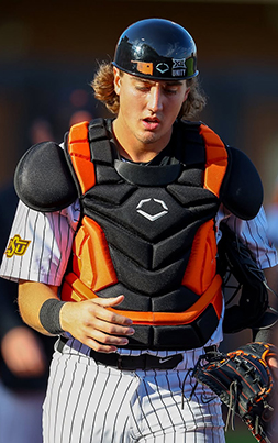 DAUGHERTY SIGNS WITH THE TWINS | Kingfisher Times & Free Press