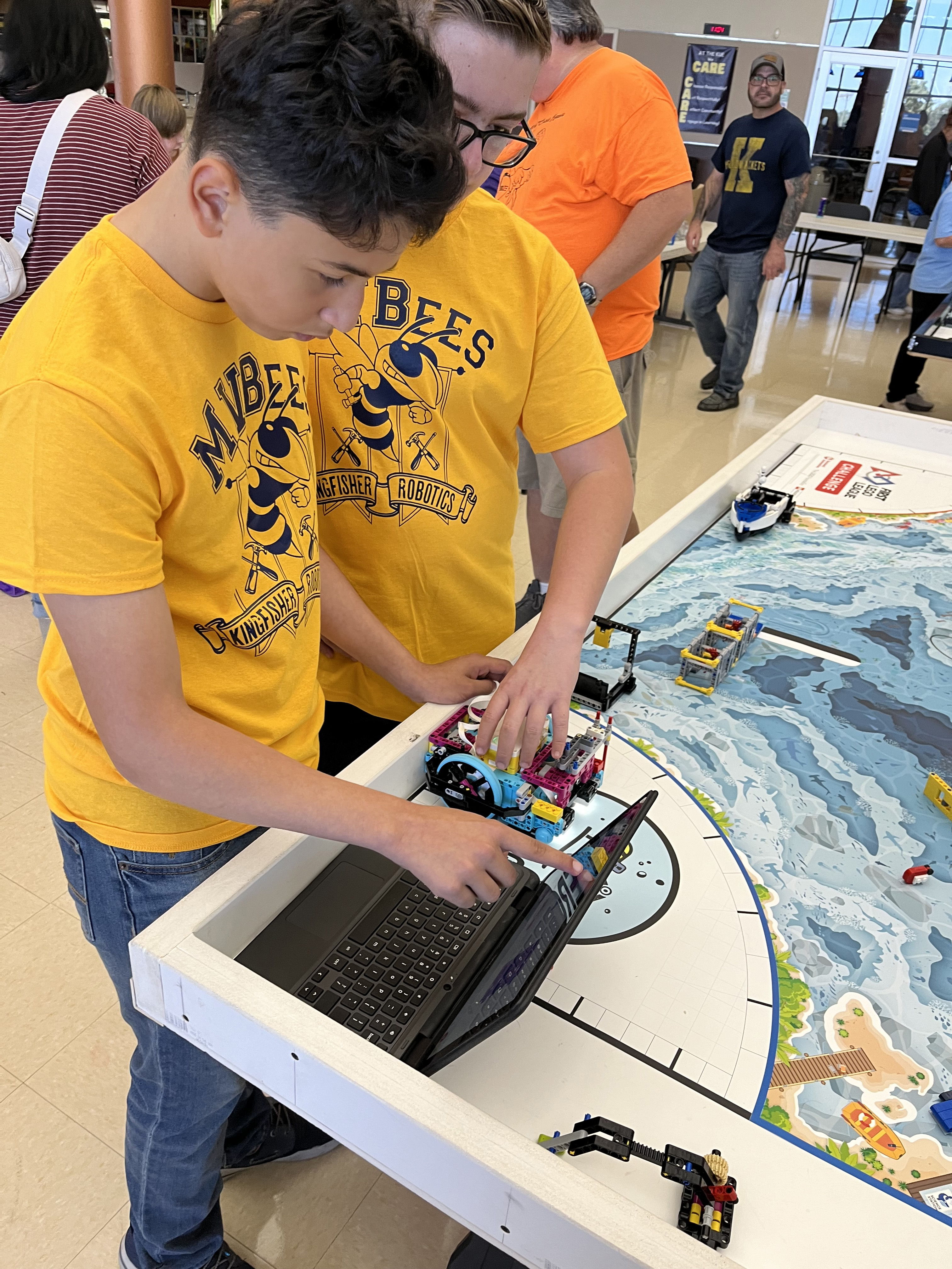 Students from Kingfisher, Okarche show off robots in FIRST Lego ...