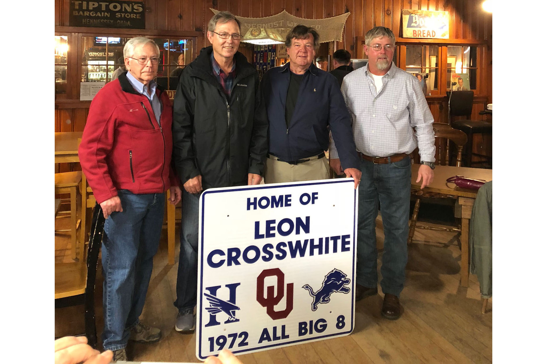 Hennessey honors Crosswhite with signs | Kingfisher Times & Free Press